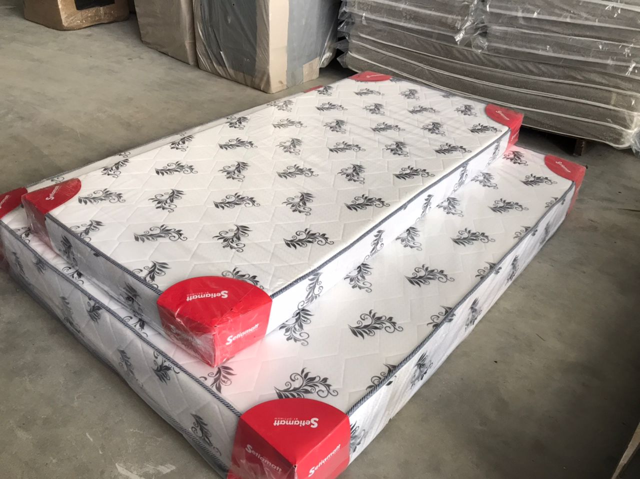 RTQ – SINGLE DELUXE REBOUND MATTRESS - AY Office