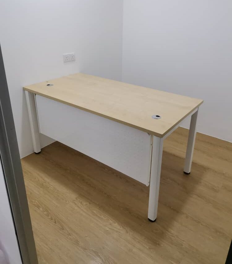 Rectangular Shape Office Table - V-SMT 127/157/187